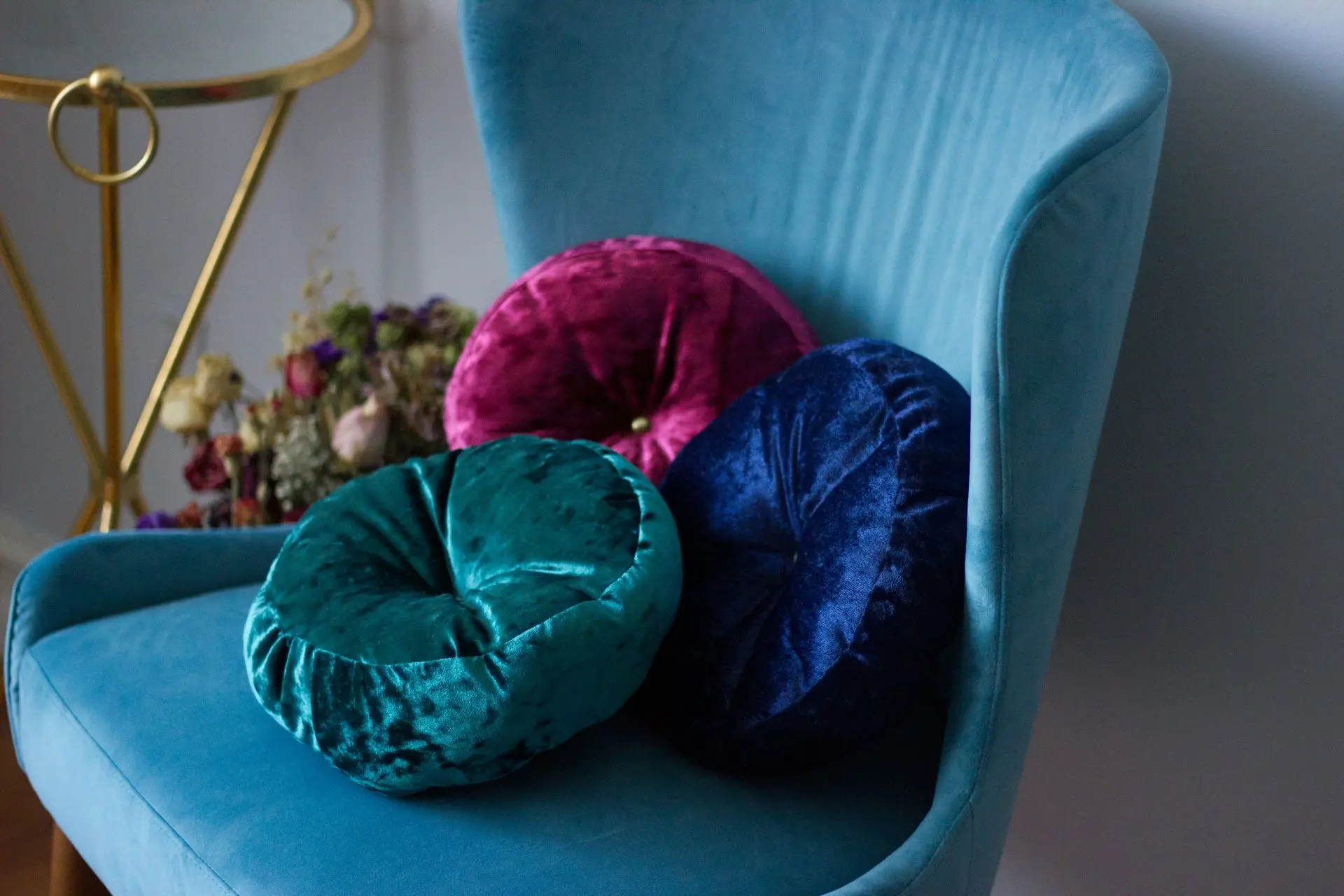 Foam Cushion Wrap vs Overlay | Comfort & Appearance Guide